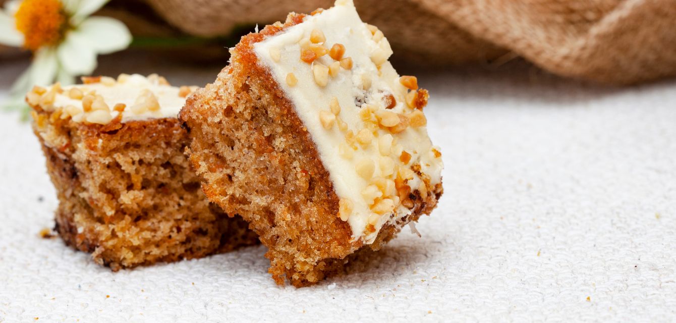 Handmade Cakes | Honeys Cornwall